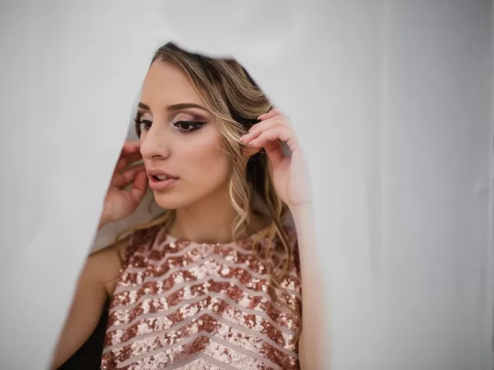 Descubriendo la elegancia femenina: ¿qué la define y cómo se percibe ...